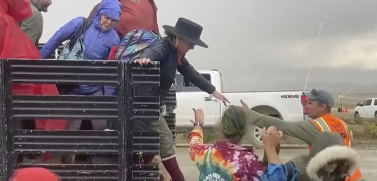 Tens of Thousands Still Stranded by Burning Man Flooding in Nevada ... Tens of Thousands Still Stranded by Burning Man Flooding in Nevada ...