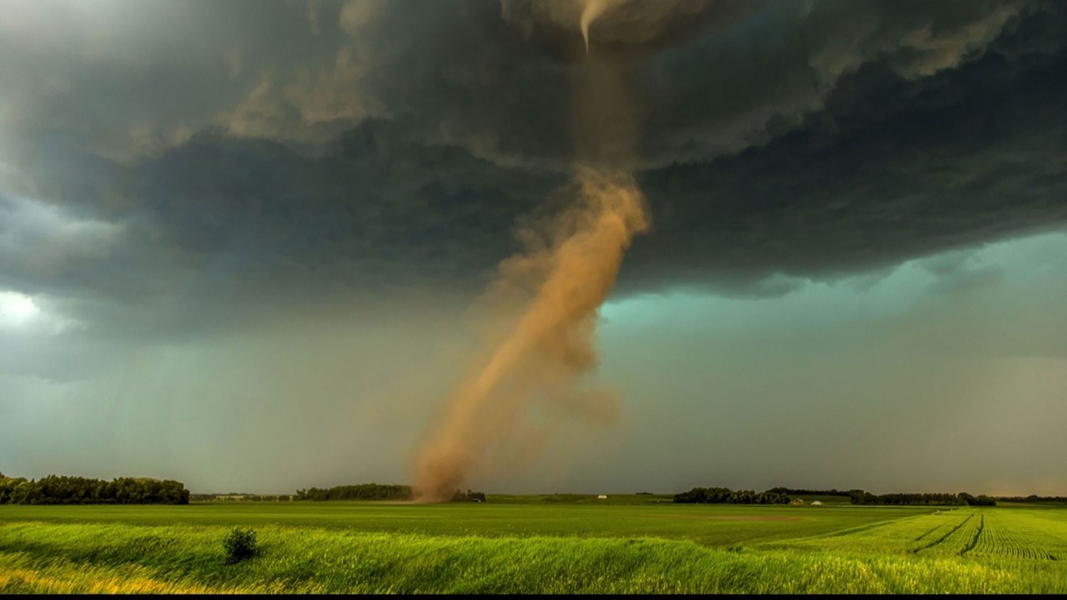 What Is A Tornado? | WeatherBug