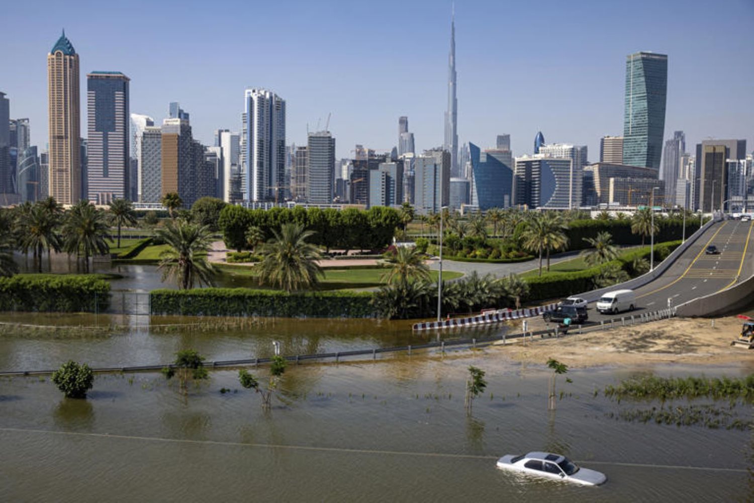 3 Dead Amid Heavy Flooding Caused by Record Rain in The UAE | WeatherBug