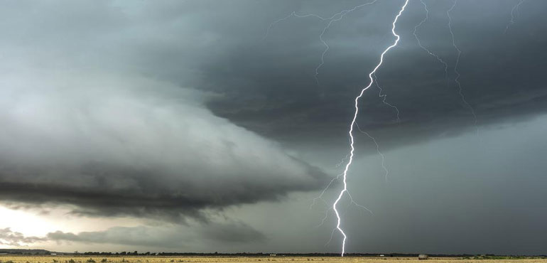 Lightning Safety | WeatherBug | WeatherBug